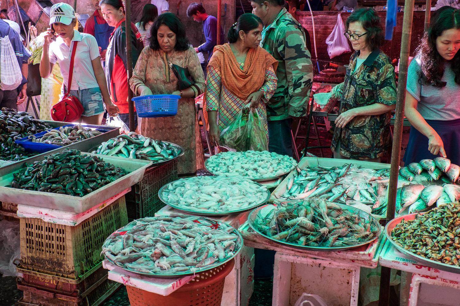 Khlong Toey Market, Bangkok, Thailand - Wide Angle Adventure